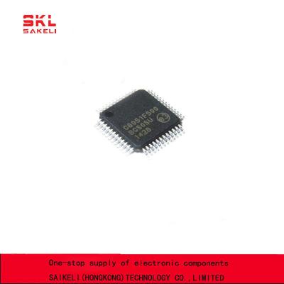 China Unidade do microcontrolador de C8051F500-IQR MCU – desempenho rápido de 8 bits à venda
