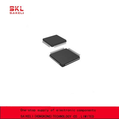 China Elevado desempenho de 8 bits da baixa potência da unidade do microcontrolador de C8051F015-GQ MCU à venda