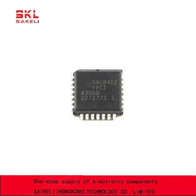 中国 DAC8412FPCZの半導体ICは高性能12ビット デジタル アナログ変換器ICの破片を欠く 販売のため
