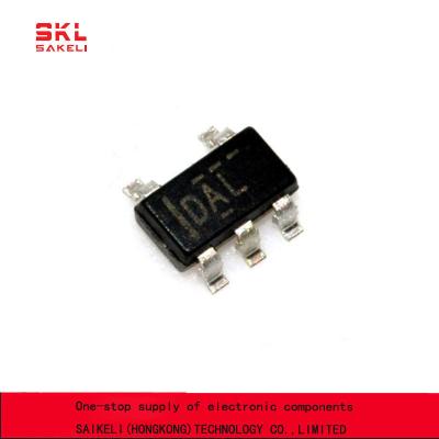 Cina TLV70018QDDCRQ1   Semiconduttore IC Chip High-Performance Low-Power Voltage Detector in vendita
