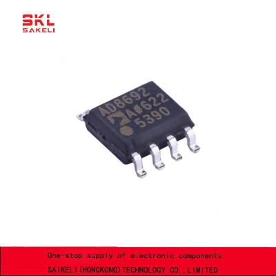 中国 AD8692ARZ-REEL7緩衝Ampsの高利得低雑音の二重パッケージSOIC-8 販売のため