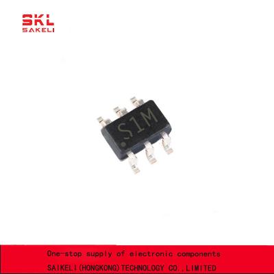 Cina ADG749BKSZ-REEL7: Multiplexor 3-Channel di rendimento elevato/commutatore analogici a bassa potenza IC in vendita