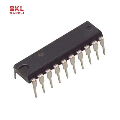 China Amplificador operacional 8bit de IC Chip Low Power CMOS do circuito integrado de TLC7226IN à venda