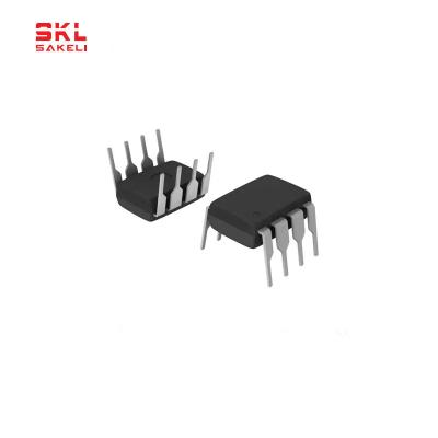 Cina Memoria di IC Chip Serial EEPROM a semiconduttore AT24C512-10PU-2.7 per recupero di archiviazione di dati in vendita