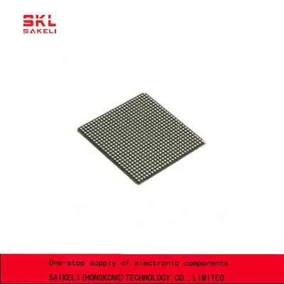 Cina Applicazioni efficienti 1.14V ~ 1.26V di XC3S5000-4FGG676I Smart CI Chip Embedded FPGAs in vendita