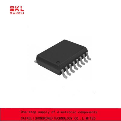 中国 MAX3232ECWE+Tの電子部品ICの破片のトランシーバーの完全な低電圧データ 販売のため