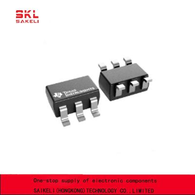 中国 SN74AUP2G14DCKR ICの破片の低い電力インバーターSchmittの制動機入力0.8Vへの3.6V 販売のため