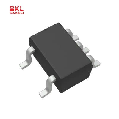 Cina Manica singolo 4.5V di SN74AHCT1G14DCKR IC Chip Integrated Circuit Inverter IC 1 a 5.5V in vendita