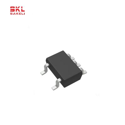 Cina Circuito integrato Chip Low Power Schmitt Inverter di SN74AUP1G04DCKR in vendita
