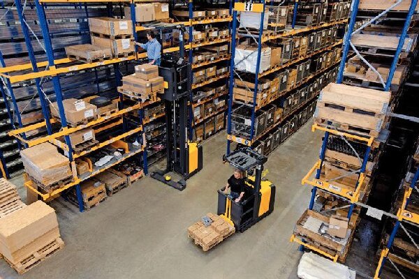 Unmanned Counterbalance Forklift 