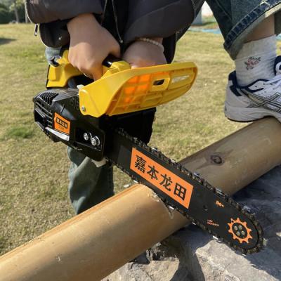 Китай 2-тактная бензиновая бензопила 2500 Резание древесины 0,9 КВт 11000 р/мин продается