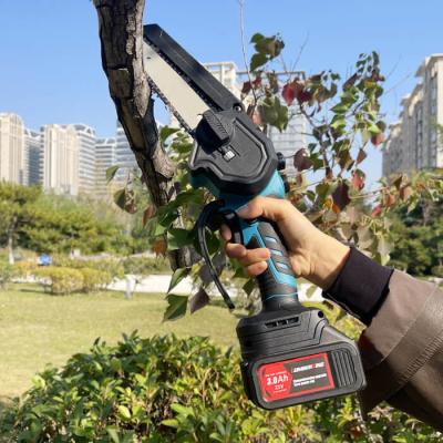 Китай Переносная беспроводная батарейная цепная пила мини 6 дюймовая электрическая цепная пила беспроводная продается