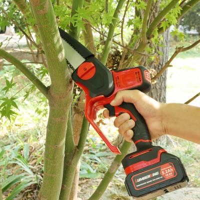 Cina 6 pollici a batteria portatile ricaricabile mini batteria a motore motosega al litio in vendita