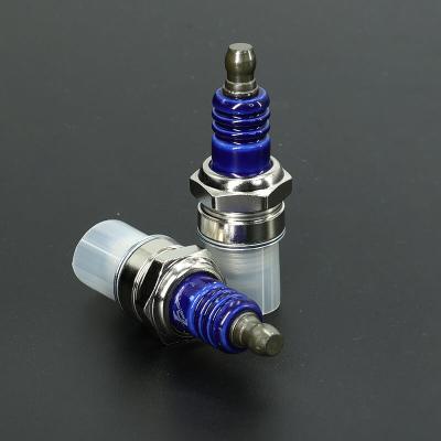 China Universal Chainsaw Spark Plug for Petrol Engine Repair Parts and Forestry Tools for sale