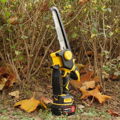 Китай 6-дюймовая портативная электрическая литиевая цепная пила с небольшой цепью и набором батарей и телескопической штангой продается