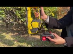 Cordless Portable 300mm Tea Leaf Plucking Machine 350w Waterproof Body