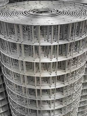 China Niedrige Preise Garantierte Qualität Drahtnetz Roll Produkt geschweißtes Drahtnetz 3' 4' 16 Gauge Farm Zaun Roll zu verkaufen