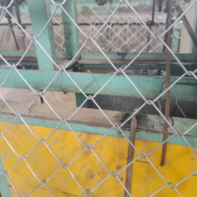 China Metal Frame Chain Link Fence Double Swing Gate for Long-lasting Fencing Solution for sale