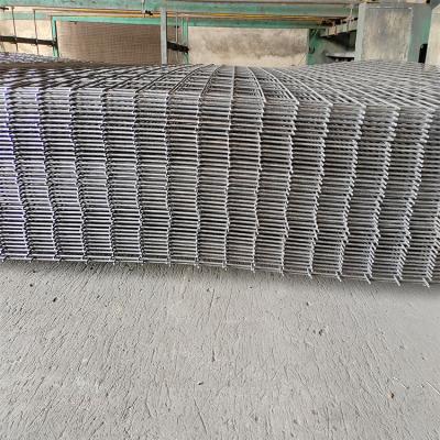 China 30 Meters Welded Wire Mesh Fence Panel with Technique Welded Mesh and Aperture 20-200mm for sale