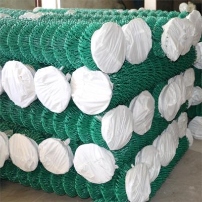 China Vender de alta calidad buen precio 6Ft 8Ft 10Ft Cercas de campo de la granja cercas de malla galvanizada ciclón cercas de enlace de cadena en venta