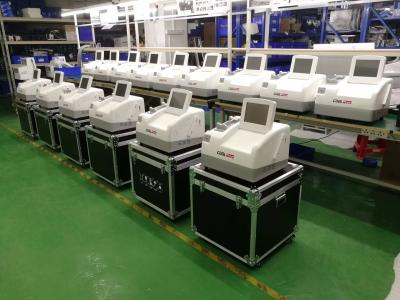 中国 涼しい波のCryolipolysisの非侵襲的なセルライトの減少のための脂肪質の凍結機械 販売のため