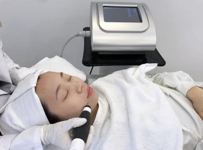 中国 機械、無線周波数の顔装置をきつく締める家の使用無線周波数の皮 販売のため