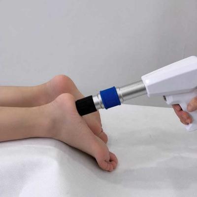 Cina Macchina extracorporea di terapia di ESWT 21Hz Shockwave per dolore del tendine in vendita