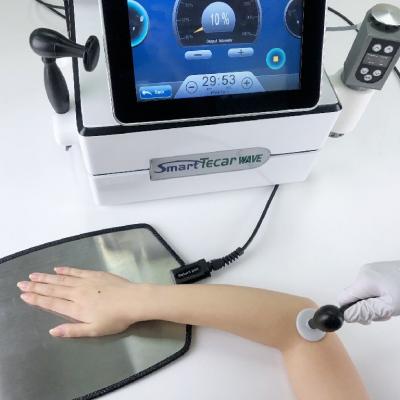 Cina Macchina multifunzionale fisica portatile di terapia di Tecar con lo SME Shockwave in vendita