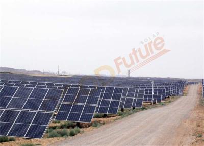 Cina 1000V ha ucciso l'inseguitore che solare di PV dell'azionamento la corda ha alimentato l'auto pulizia in vendita