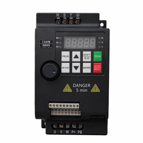 Quality Low Power Micro Three Phase 380V 300W SVC and V/F Frequency Converter for sale