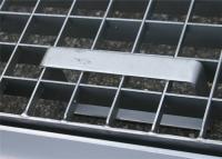 China Integrated Type Hot Dip Galvanized High Load Pressure Locked Grating for Industrial Platforms for sale