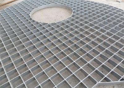 Cina Scivolamento anti- galvanizzato caldo di griglia stridente d'acciaio bloccata del metallo di pressione del pavimento in vendita