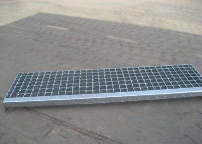 Cina Pedate del metallo di ASTM Q235 SS304, pedata dell'acciaio inossidabile 25 x 3 in vendita