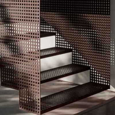 China Durable Galvanized Steel Stair Treads for Enhanced Traction for sale