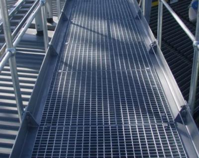 China Hot DIP Galvanized Steel Stair Treads with Bearing Bar Specifications and BS4592-1987 Standard for sale