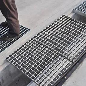 China Heavy Duty Galvanized Steel Grating Drain Cover with EN124 Standard and ISO9001 Certification for sale