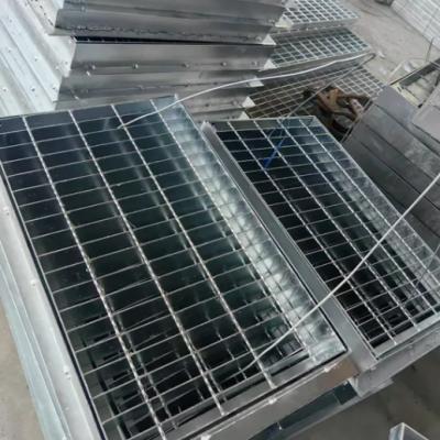 China Heavy Duty Hot-Dip Galvanized Steel Grating Bar Grating with Customizable Size for Driveway Load-Bearing for sale
