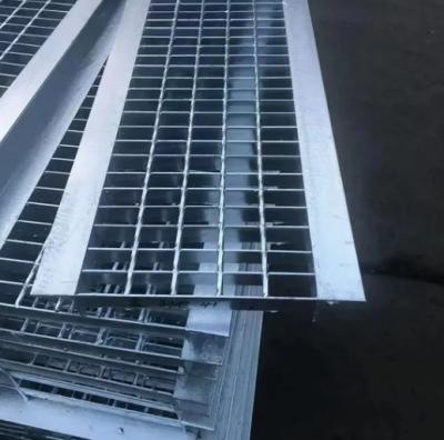China Q235 Low Carbon Steel Trench Drain Metal Grate , 3 - 10mm Drain Grate Cover for sale