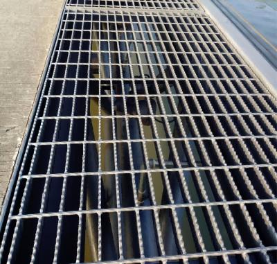 China Customized High Load Capacity Steel Structure Platform with Adjustable Shelf Distance for Easy Assembly for sale