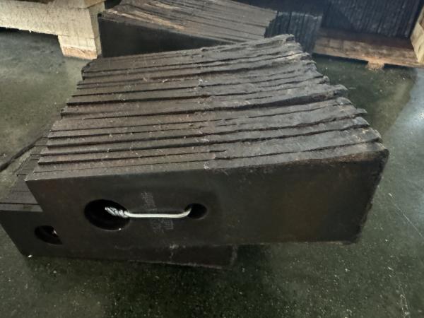 Quality Customized Maize Crushing Hammer Beater with Reinforced Hardening and Large Aperture for sale
