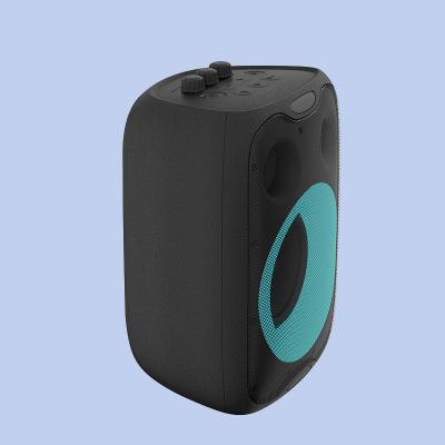 中国 Bluetooth V5.0 USBディスク機能防水IPX4の屋外党アンプ 販売のため