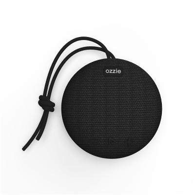 China Mini 5 Watt Bluetooth Outdoor Speakers with 3.7V 800mAh Battery for sale