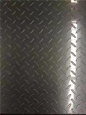 Cina Costruzione navale 1800mm Diamond Pattern Metal 4x8 Diamond Plate Steel in vendita