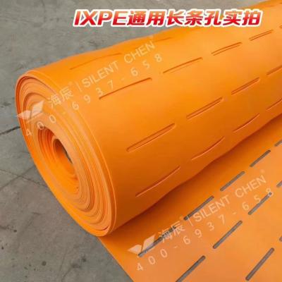 China 2mm IXPE Schuim Underlayment met Groefgaten voor Gebouwd Hardhout Te koop