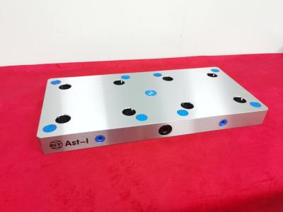 China Manual Locking Axis Fixtures with 18KN Locking Force and 0.005mm Repeat Accuracy for CNC Machining for sale
