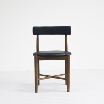China PU Leather Black Dining Chairs 48W*48D*78H Cm Cross Stretchers Leg For Home for sale
