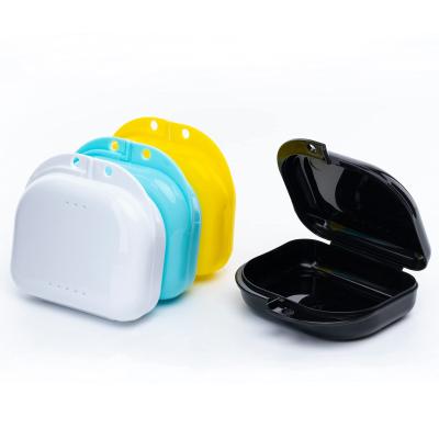China Teeth Retainer Case With Vent Holes 4 Pcs Denture Cases Tight Snap Lock Easy Use for sale