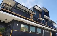 China Prefab Container House for Better Living Experience for sale