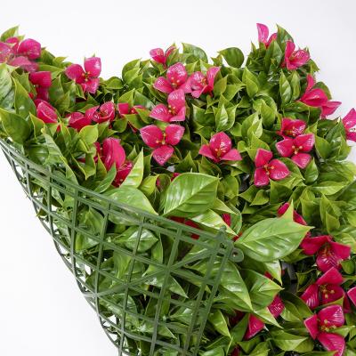 Cina Pannelli per pareti verdi artificiali con foglie di edera in plastica 50 * 50 CM Legno di bosso finto per esterni in vendita