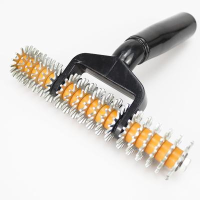 Cina Rullo di gomma della cucitura del tappeto della maniglia, rullo della cucitura del pelo imboccolato in vendita